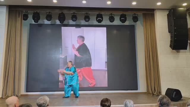 Валентина Колемасова с номером "Солнечное тайчи".