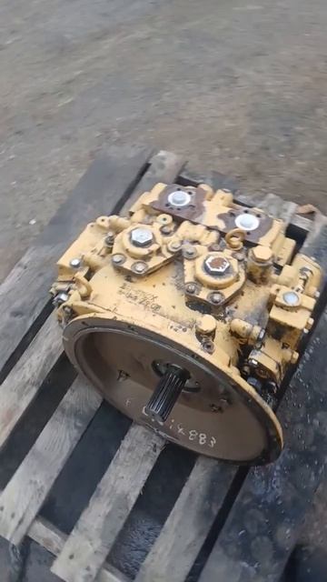 Начало ремонта гидронасоса CAT 325: дефектовка после масляного голодания | Диагностика