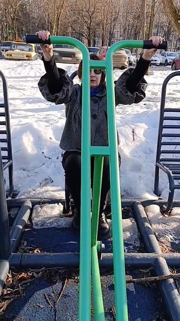 Прогулка и тренировки на улице. Весна