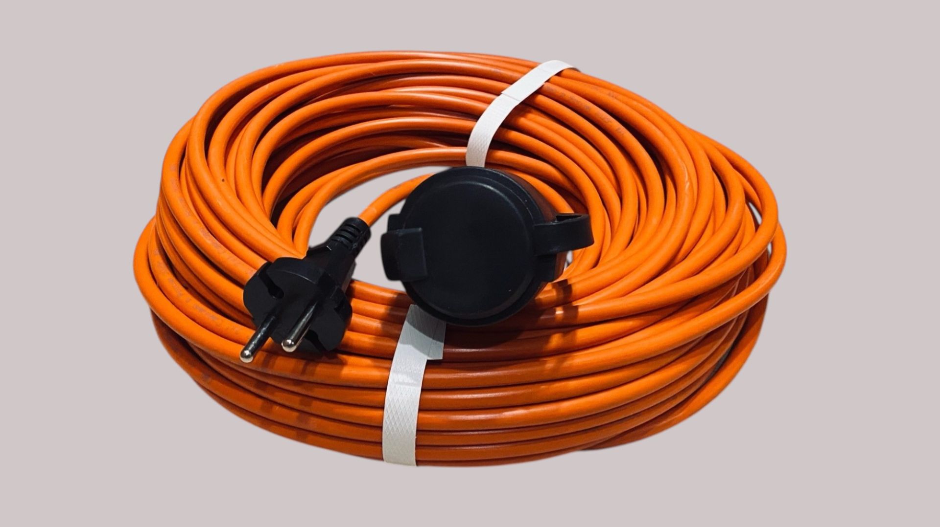 Распаковка и обзор удлинителя Атлант 40124