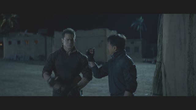 Круче некуда: Дракон Ло и Крис против наёмников