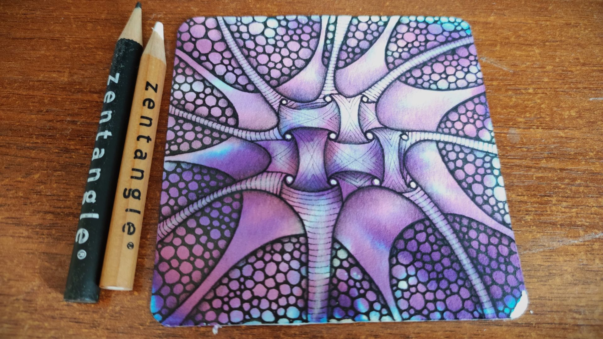Зентангл Перьевой ручкой по тонировке чернилами