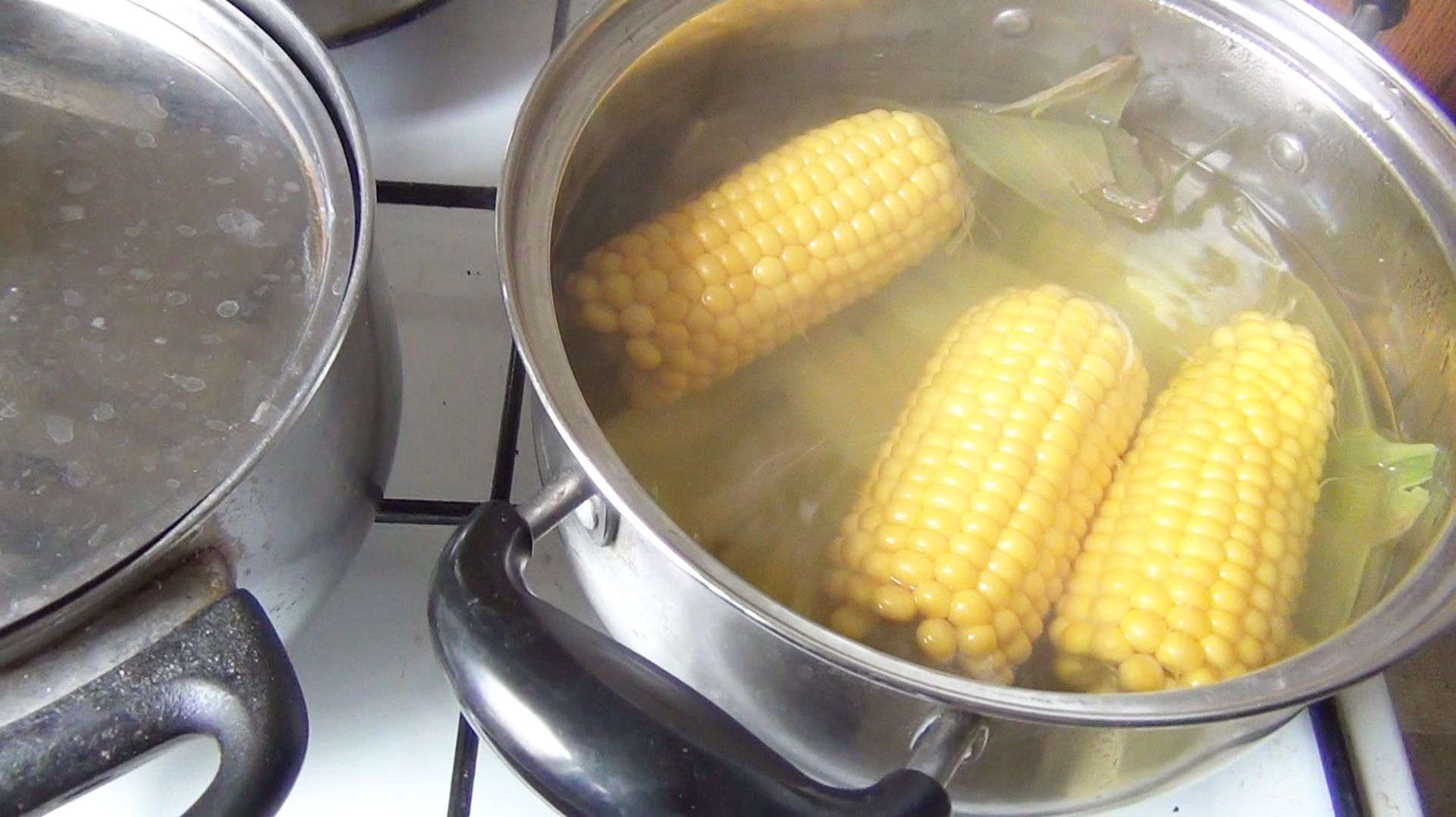 Как приготовить кукурузу Варим кукурузу двумя способами -рецепт