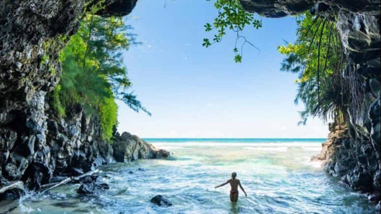 РЫБКИ 🎀🎀🎀 Ваш АПРЕЛЬ 2026 года. 🐬 Таро-прогноз и совет от оракула "Счастливое 13"