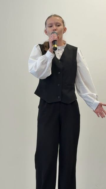 Николай Рубцов «Я буду скакать по холмам задремавшей отчизны…» .