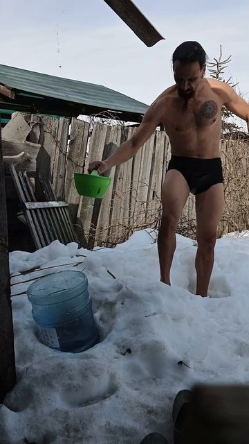 Продолжаем марафон. Обливание холодной водой, закаливание