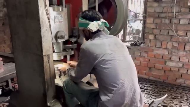 Топ-5 _ Популярные Фантастические Видеоролики о заводских процессах и массовом п