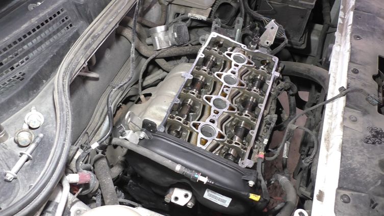 Стук в двигателе замена комплекта ГРМ и помпы на Лада Веста 1,6 LADA Vesta 2023 3часть