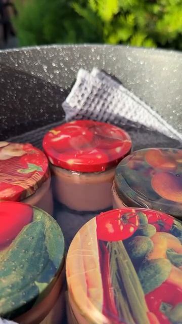 Паштет в банке