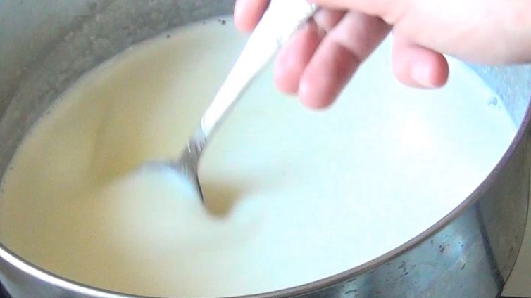 Как варить Манную кашу на молоке без комочков - рецепт