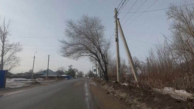 По вешним лужам.😊