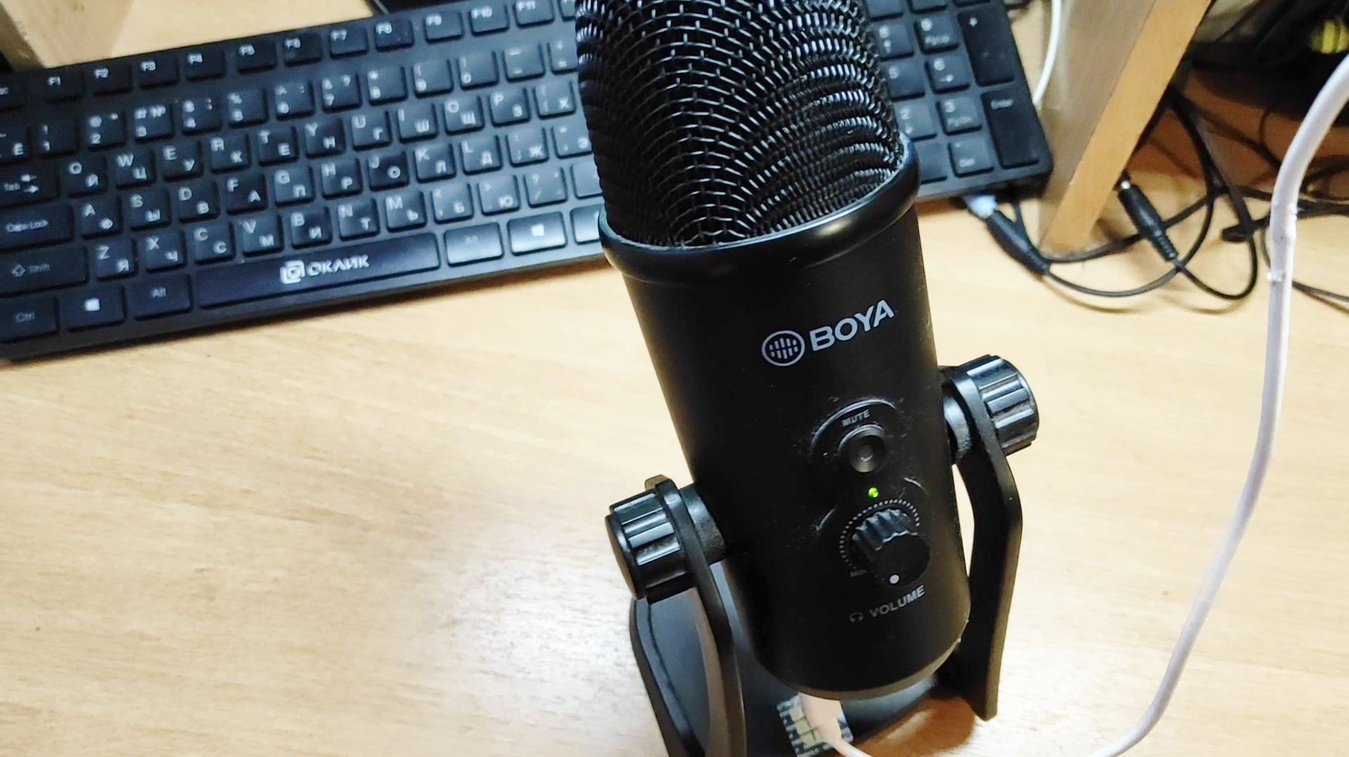Обзор конденсаторного usb микрофона Boya by-pm700 тест звука