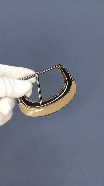 Пряжка черный никель бежевая, Артикул 00046