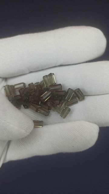 Бусины, стекло, граненные серые (длин), Артикул 02206