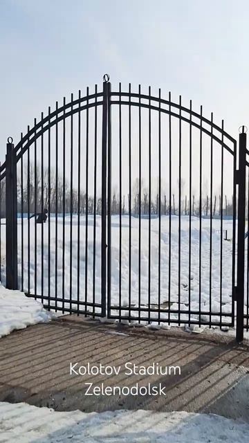 Зеленодольский олдскул: дух футбола на стадионе Колотова 🏟️⚽️