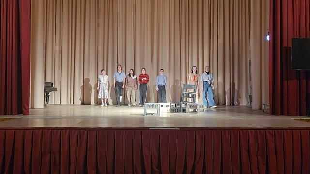 Спектакль "Казенный дом" по мотивам повести К.Сергиенко "До свидания, овраг"