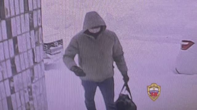 Оперативники  уголовного розыска раскрыли кражу 36 млн рублей в Люблино