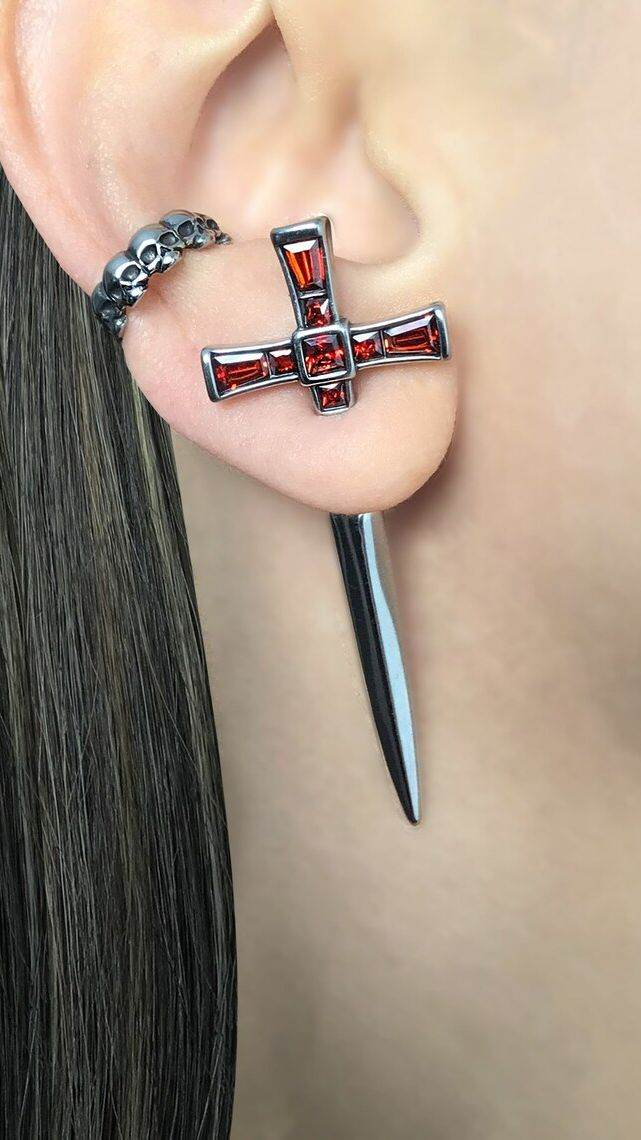 Дизайнерские серьги‑джекеты "Мальтийские мечи с сияющими фианитами" от StarfallShop