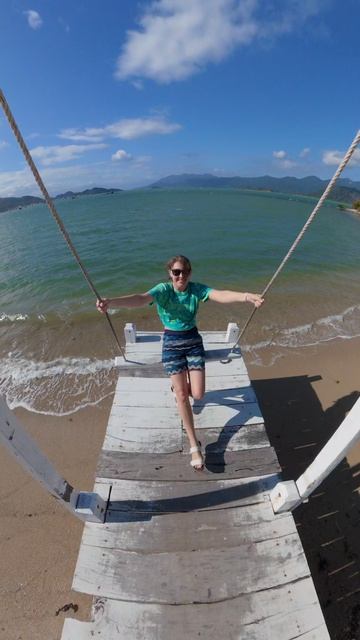 compose_video_1772964846142