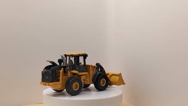 Фронтальный погрузчик John Deere 624K 1:50 (ERTL)
