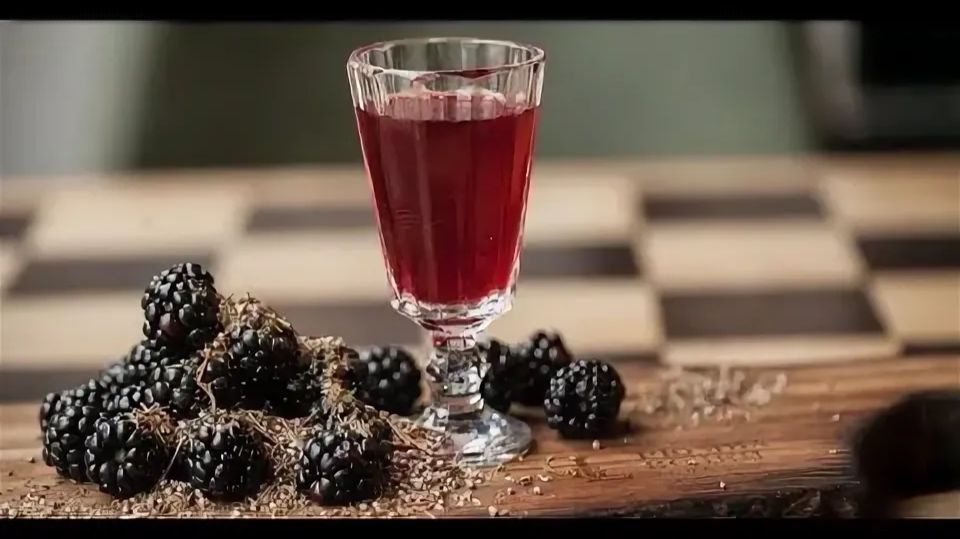 НАСТОЙКА НА ТУТОВНИКЕ ШЕЛКОВИЦА ПОТРЯСАЮЩИЙ ВКУС #настойка #шелковица #тутовка #простойрецепт