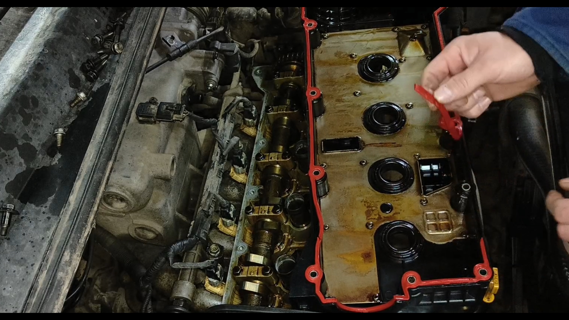 Замена прокладки клапанной крышки