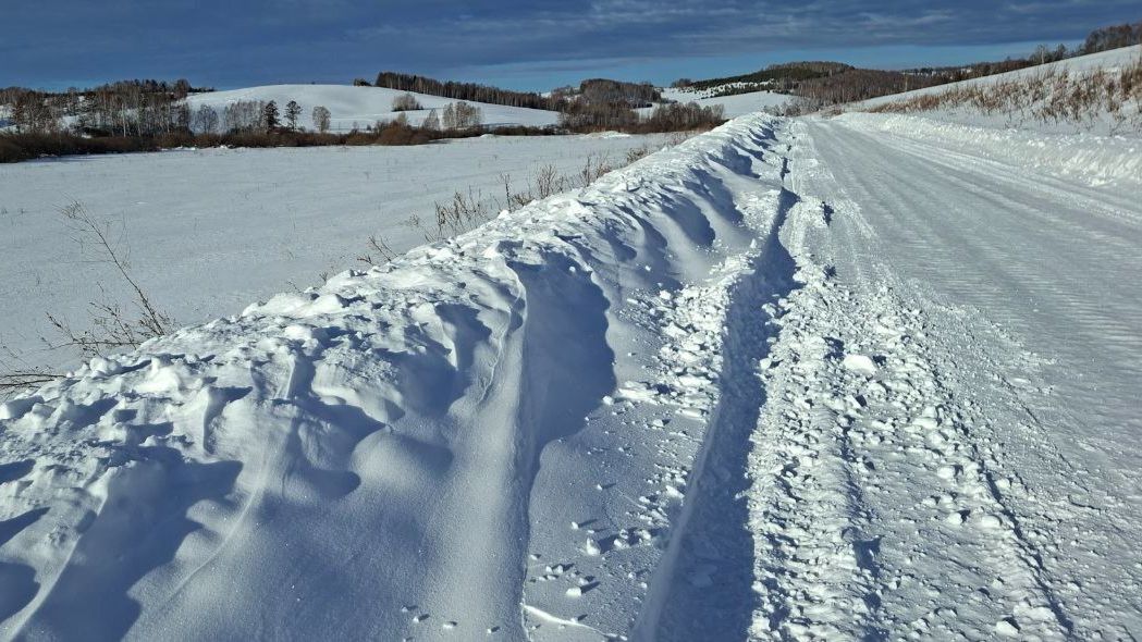 "Шумит метель и замела дороги" - романс.