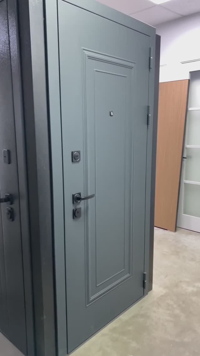 Металлическая дверь Феникс. ВЛАДИМИРСКАЯ ФАБРИКА ДВЕРЕЙ.