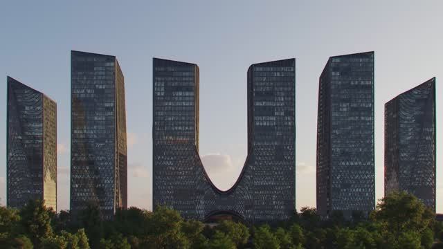 Группа «Эталон» осваивает Дальний Восток