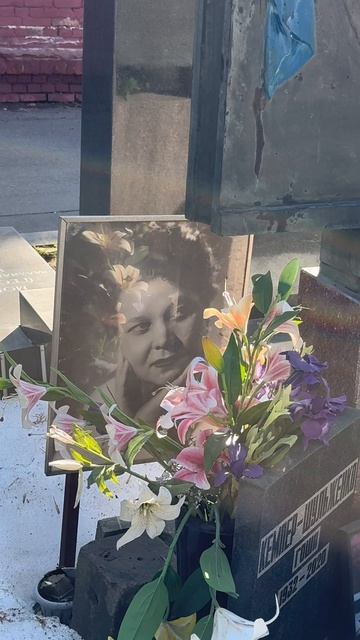 120 лет назад родилась легендарная Клавдия Ивановна Шульженко / могила артистки 24 марта 2026 г.