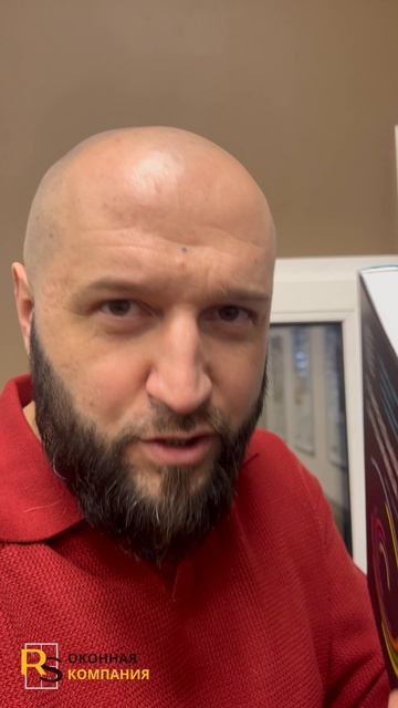 Если установить окна хорошего качества, то в доме станет больше света и будет приятнее читать книги