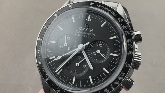 Omega Speedmaster Professional Moonwatch Chronograph (310.30.42.50.01.002)