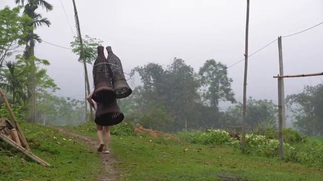 Video documenting the entire 50 days_ Fishing on a bamboo raft, how to fish