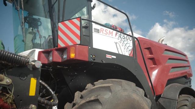 Кормоуборочный комбайн Ростсельмаш F 1500