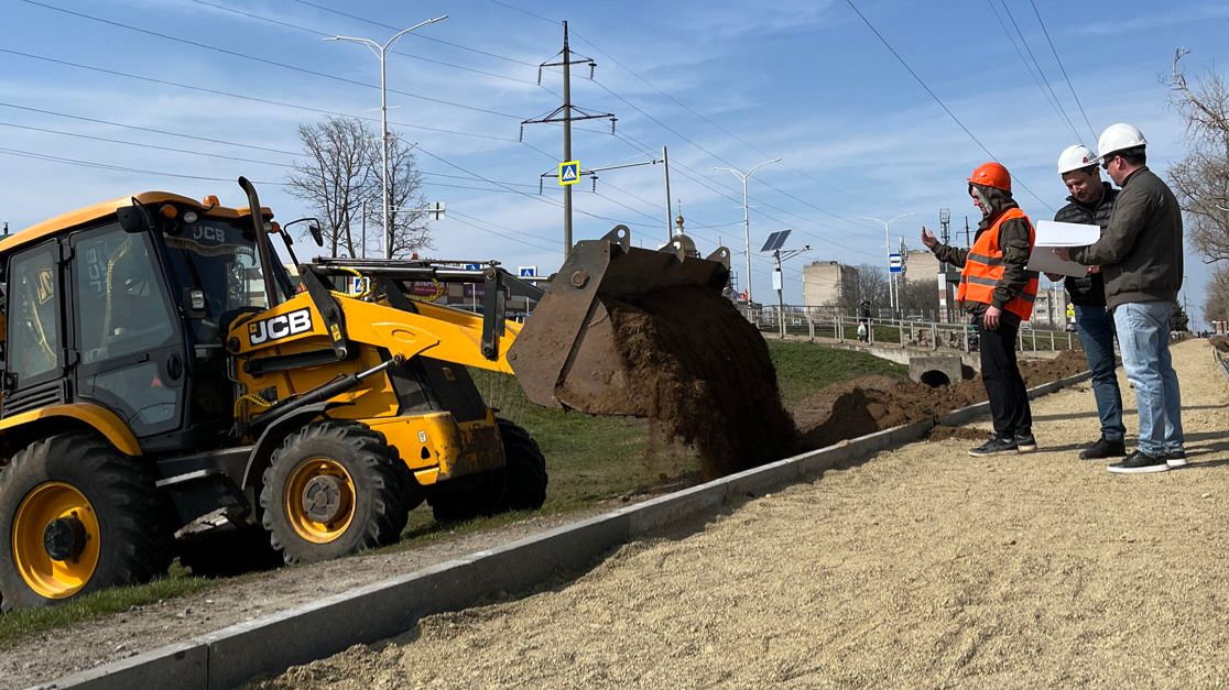 В Ейске идёт долгожданное благоустройство улицы Коммунистической
