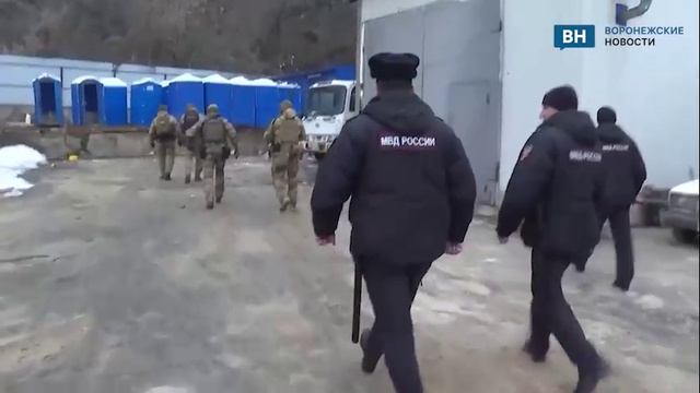 18 нелегалов выявили в ходе рейда по воронежским стройкам и общепиту