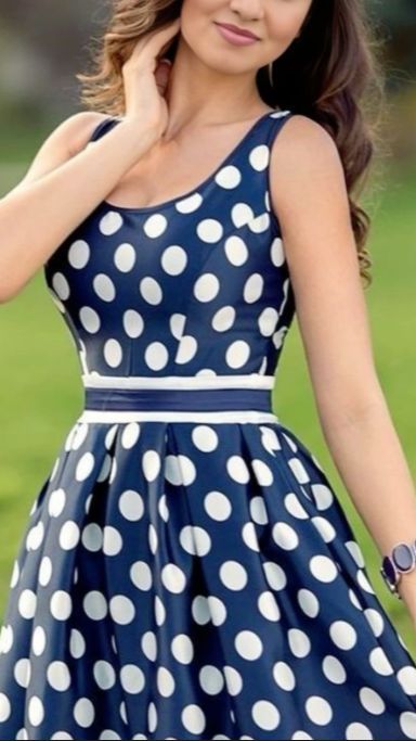 Девушка с красивой грудью