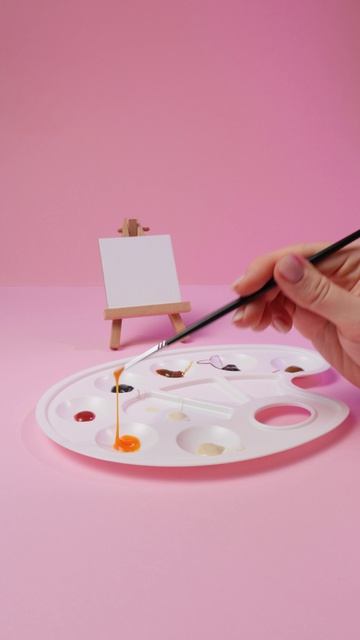 Добавь красок в свои скучные пломбы! Эстелайт Колор (Estelite Color) #краски #стоматология #зубы