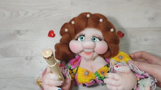 Рукоделие. Мастер-класс. Шуточный магнит на холодильник - кукла из капрона.