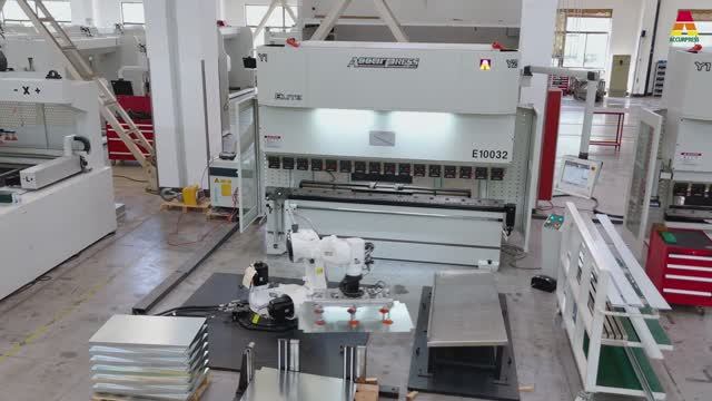 Гибочные роботы Accurpress