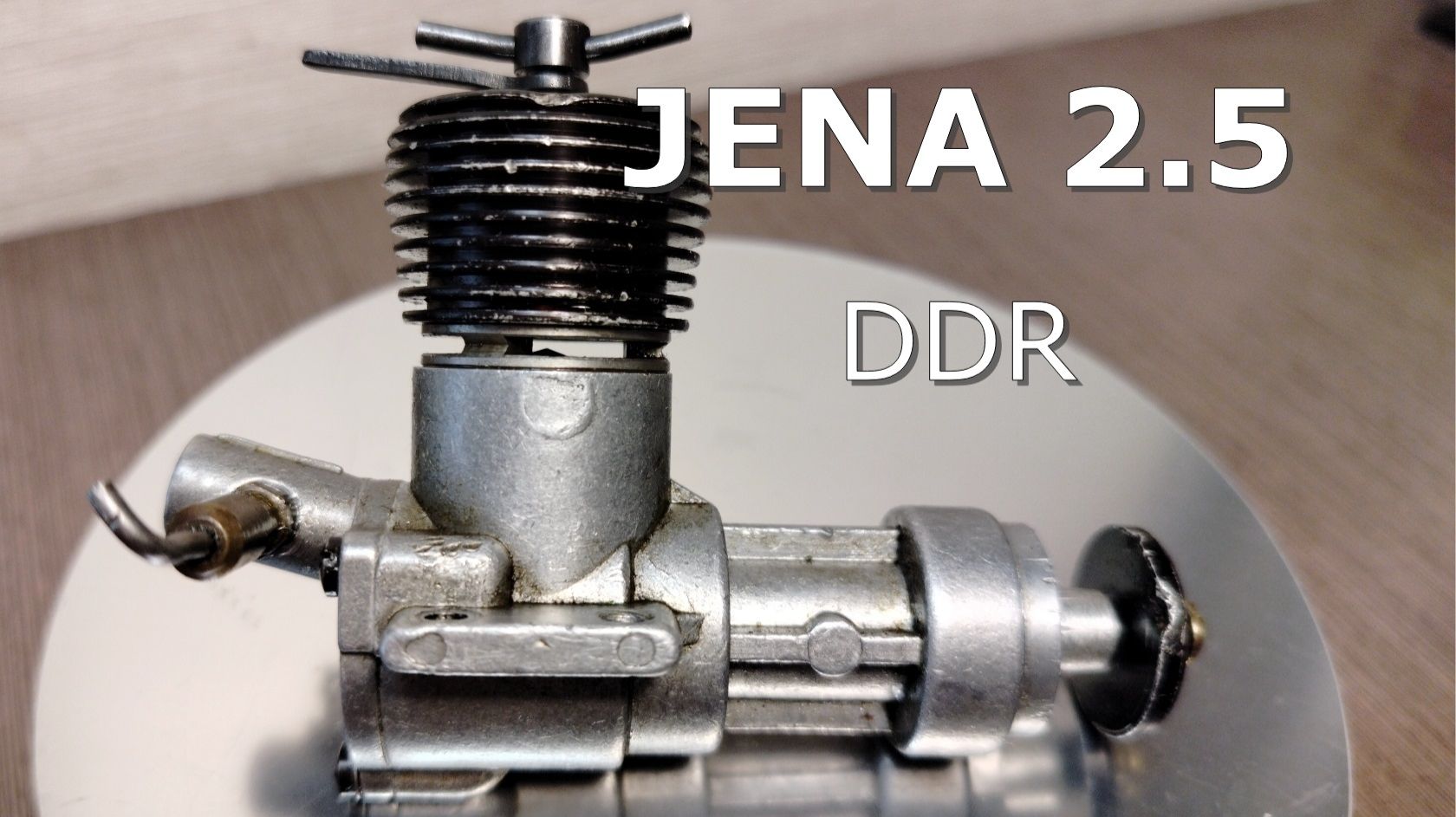 Авиамодельный двигатель JENA