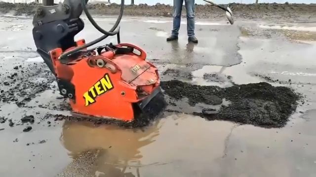 Дорожная фреза Exten AF400 для экскаватора-погрузчика VOLVO / JCB / MST и других марок