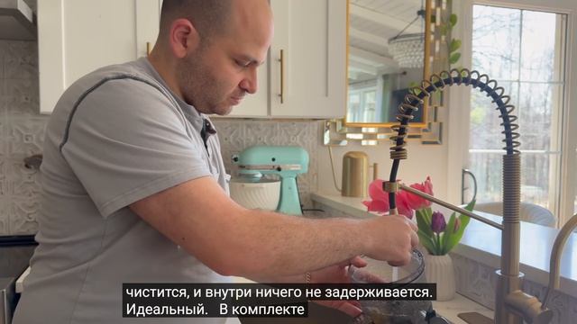 Тестируем нашу новую соковыжималку медленного отжима. СУБТИТРЫ. Арнак