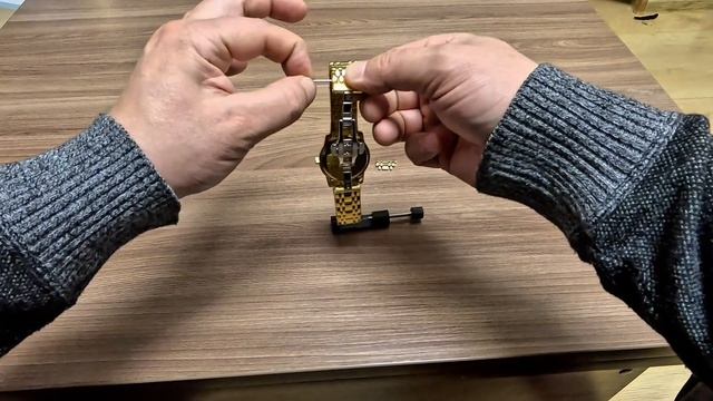 Регулирую браслет часов за 4 минуты без мастера