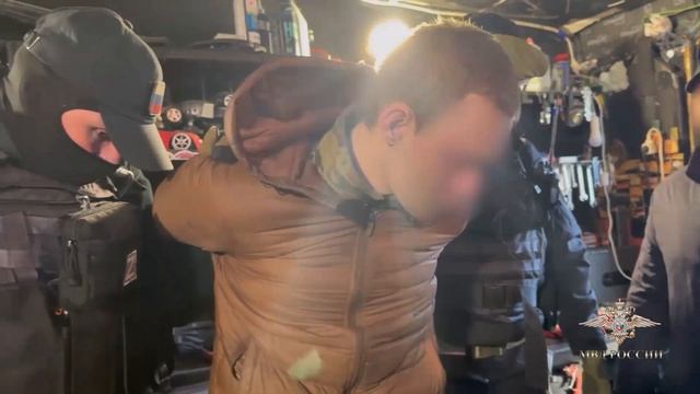 Сотрудники МВД России задержали администратора хакерского форума, торговавшего персональными данными