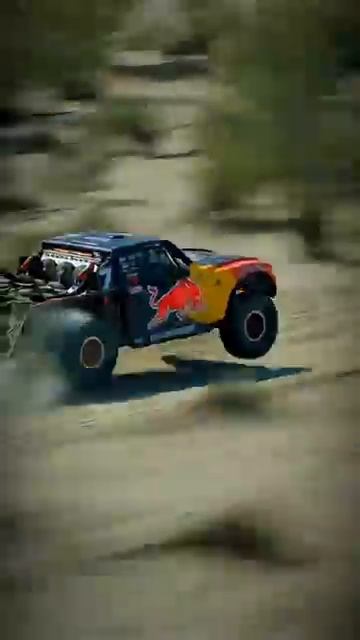 ТРОФИ-ТРАК ЛЕТАЮЩИЙ МОНСТР ПУСТЫНИ 😱 Baja 1000 — скорость 240 кмч по бездорожью 🔥