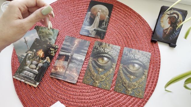 Скорпион. Таро прогноз на апрель 2026 года. Гадание онлайн