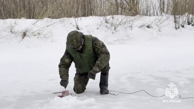 В Татарстане начали взрывать лед на реках для безопасного паводка