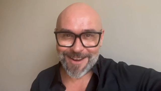 Обращение заслуженного артиста РФ Максима Аверина к участникам проекта СПбГУПТД «Пушкинский бал»