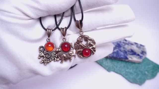 Подвеска Знак зодиака Близнецы Овен Телец янтарь бронза аксессуар кулон гороскоп 3883